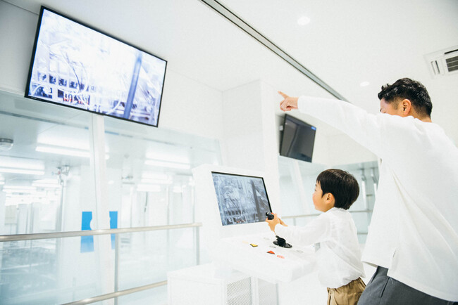 江崎グリコが運営する工場見学施設「グリコピア CHIBA」で「アイスを科学するツアー～不思議な氷のヒミツ～」開催｜江崎グリコ株式会社のプレスリリース