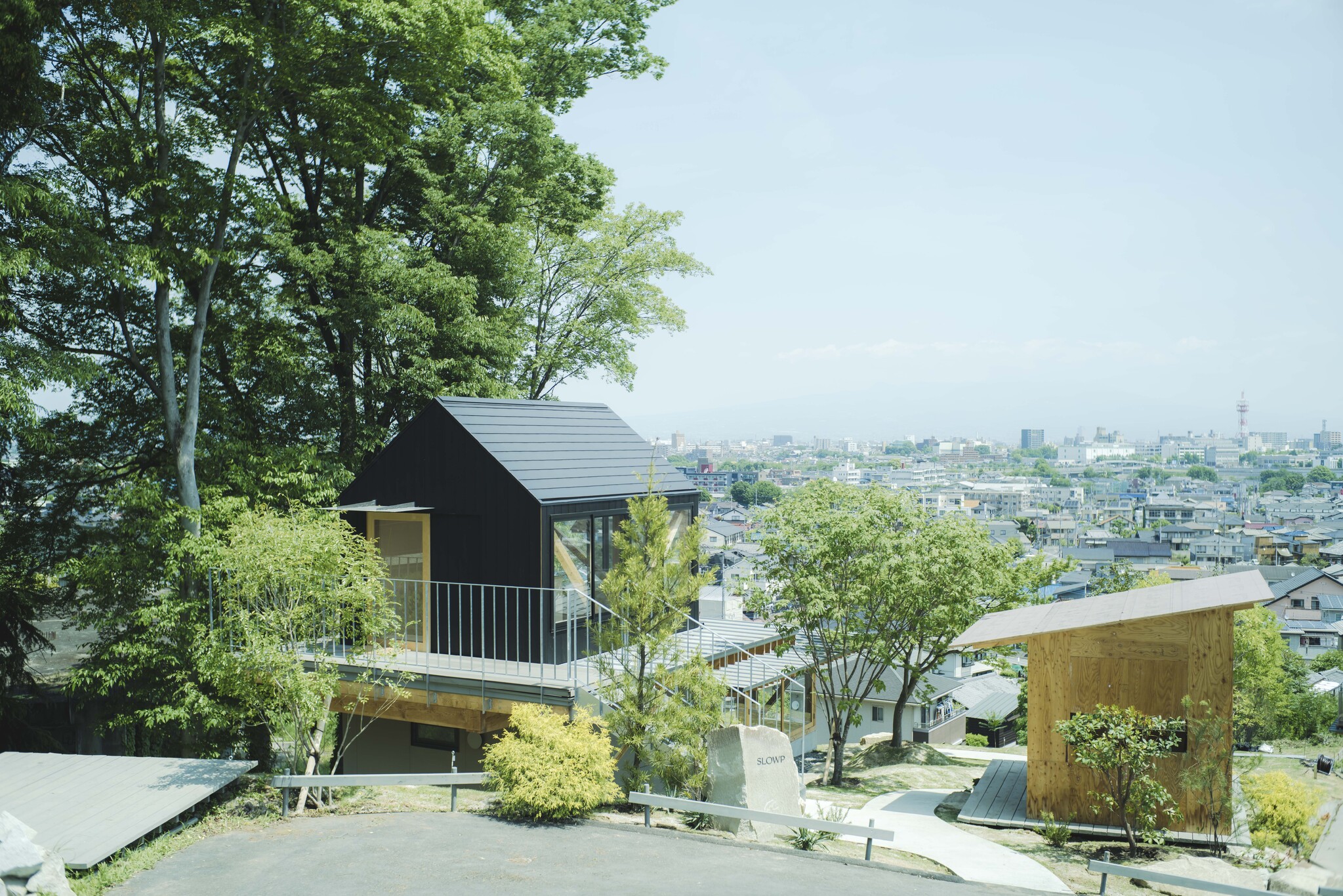 自分らしい生き方や暮らし方をイメージできる、フィールド型ショーケース「SLOWP（スロウプ）」が2023年6月11日に群馬県高崎市にオープン（完全予約制）｜株式会社SNARKのプレスリリース