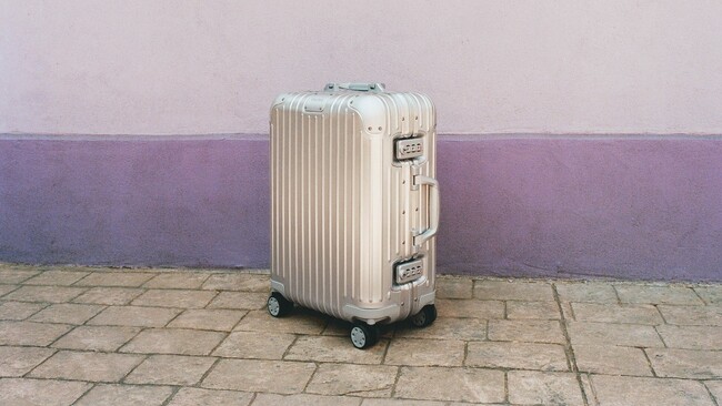 【RIMOWA】世界中で絶大な人気を集めるBLACK PINKのロゼなど豪華なメンバーが登場する新グローバルキャンペーンを公開！｜RIMOWA ...