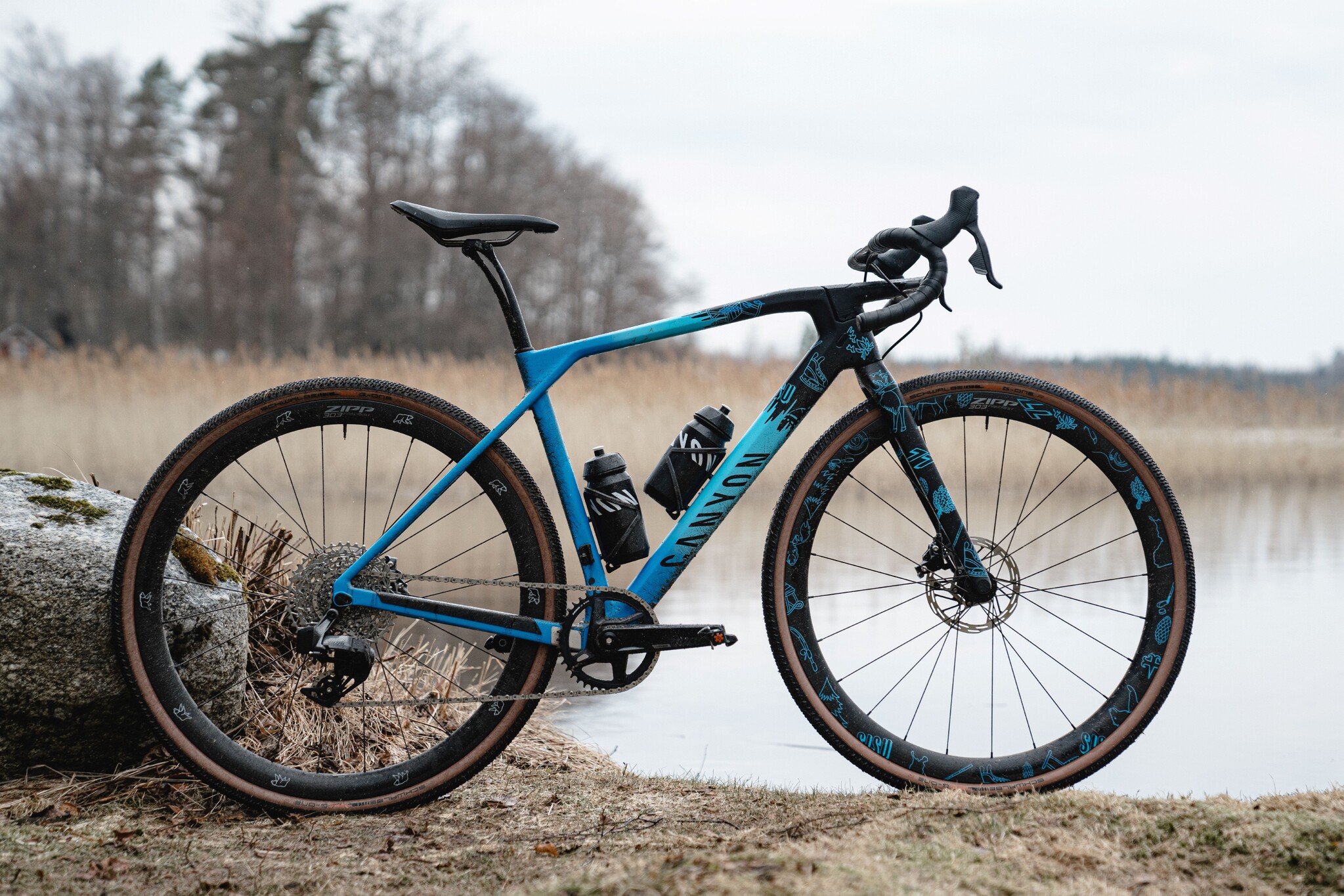 F1ドライバー、バルテリ・ボッタスが監修したグラベルロードバイク「キャニオン・グレイルCF SL VB77」を世界限定100台で発売 ...