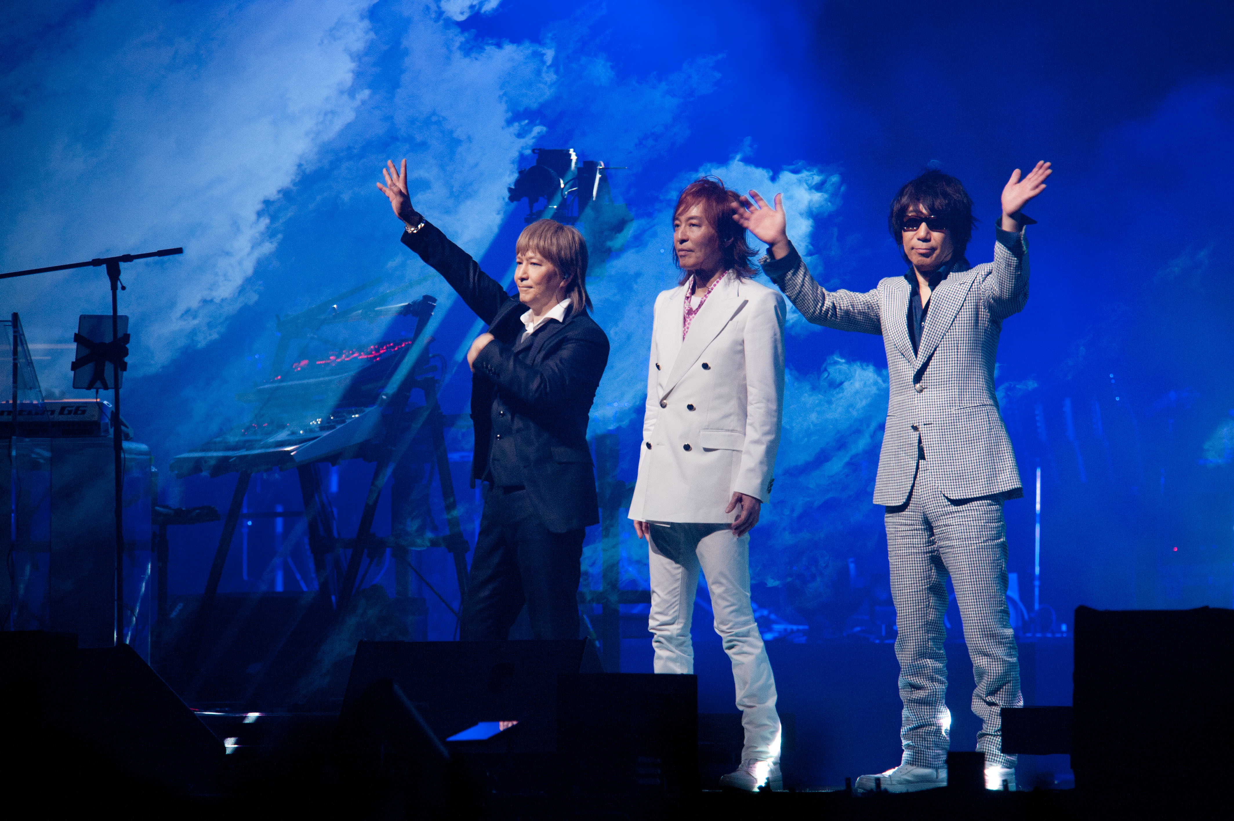 TM NETWORKの30周年アニバーサリーイヤーを締めくくった横浜アリーナ公演を、5月24日WOWOWでオンエア！｜株式会社WOWOWの ...