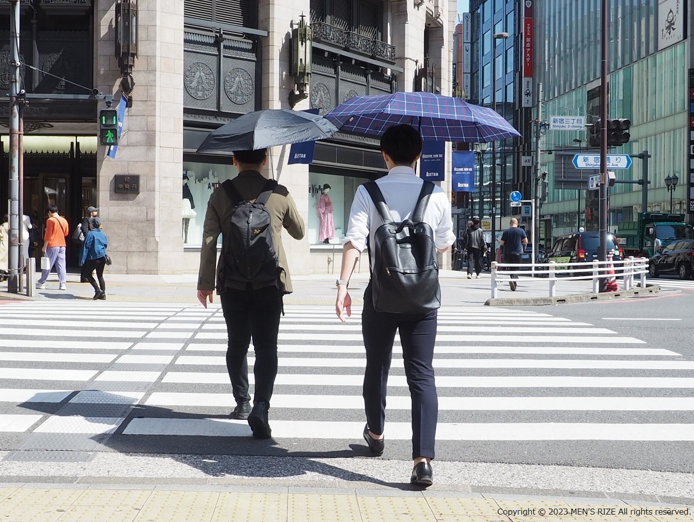 【コロナ後、初の「脱マスクの夏」】「メンズ日傘」男性8割以上が ”肯定的” （昨年の79 7％から今年は83 0％と、肯定派が3 3％上昇