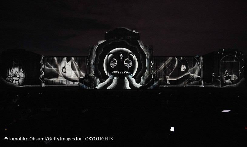 プロジェクションマッピング国際大会受賞作品決定。今年のグランプリはインドネシアの新星クリエイター「THE FOX, THE FOLKS」が ...