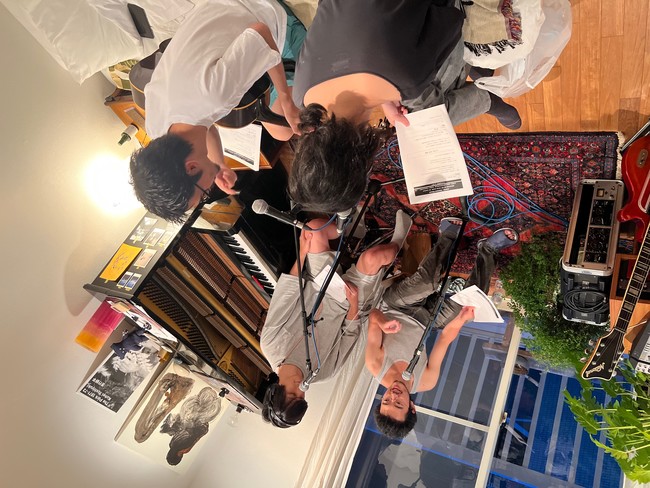 福岡県出身の新世代バンドyonawoのレギュラー番組「Yonawo House」がSTART！！！！！｜JFNCのプレスリリース