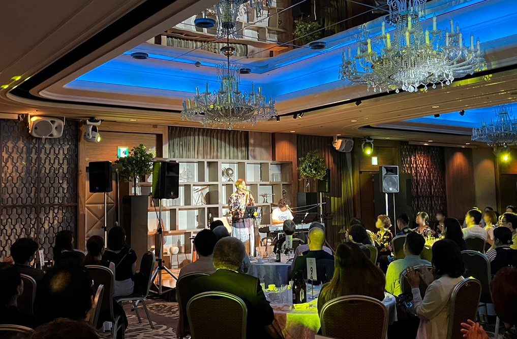 「TOKI CHIC RADIO」公開収録 at 熊本 8回目となる熊本ディナーライブショーで観客を魅了！｜JFNCのプレスリリース