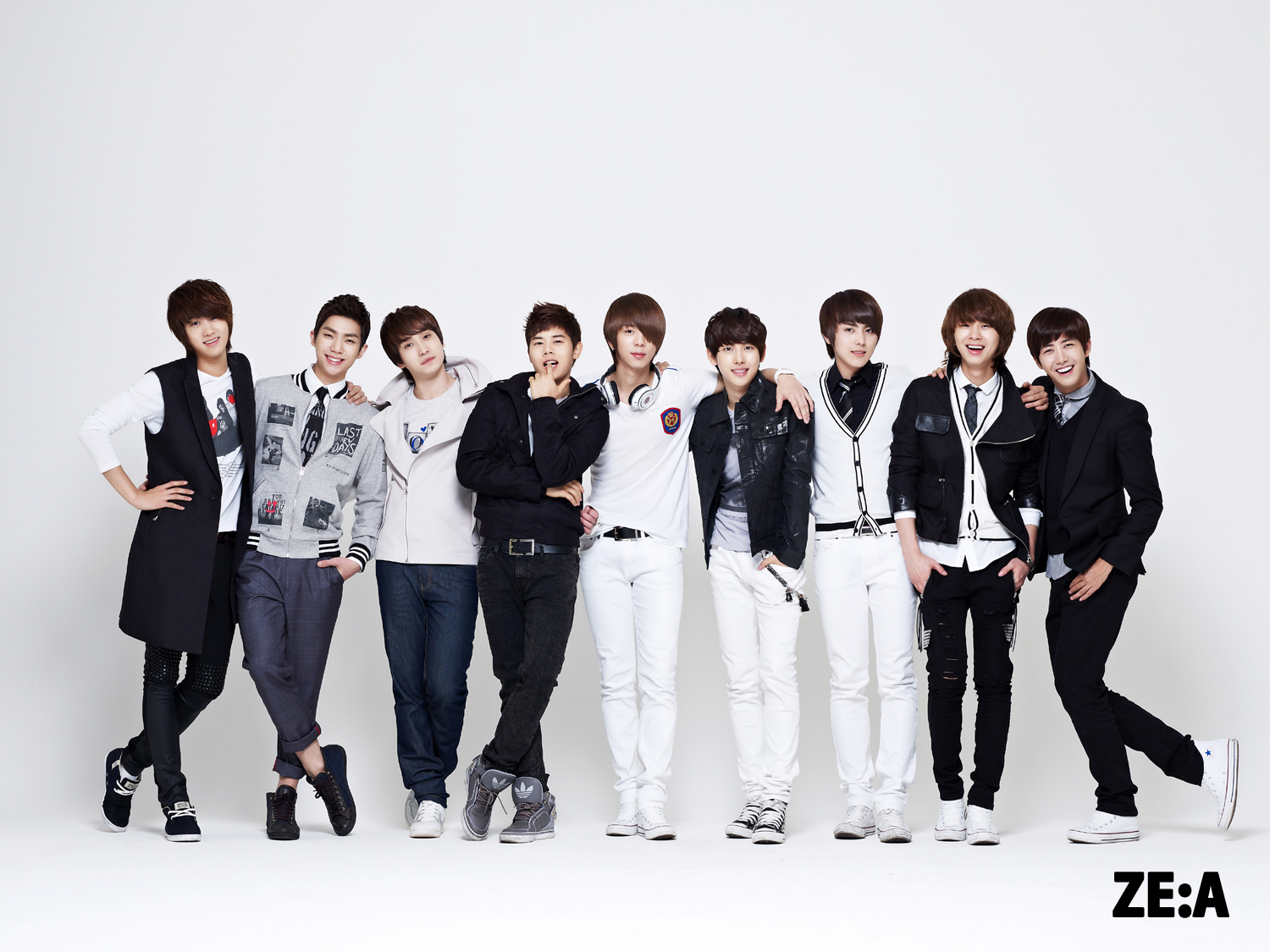 ZE:AがMCを務めるK-POP＆韓国エンタメ情報番組がMUSIC ON! TV（エムオン!）でスタート！｜株式会社エムオン・エンタテインメントのプレスリリース