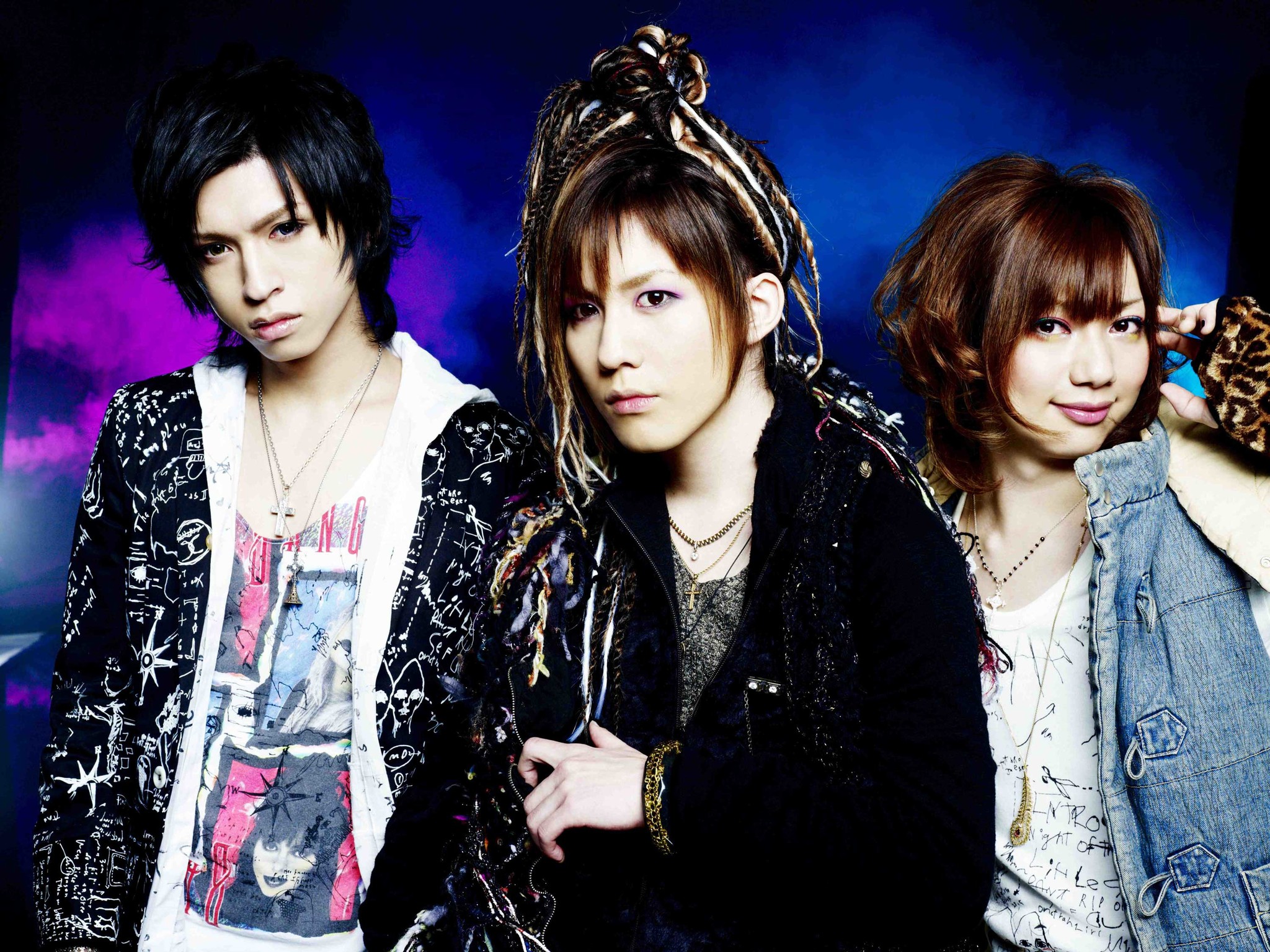 注目のヴィジュアル系バンド“メガマソ”が、名曲「すみれSeptember Love」をカバー！【新・オンガク生活mu-mo】にて、着うたフル（R）独占先行配信！｜エイベックス・マーケティング ...