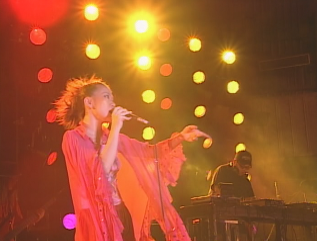 1月4週目のアンコールアワーは95年のデビューから現在まで進化を続ける唯一無二のシンガーソングライター、ACOを特集！01年リリース ...