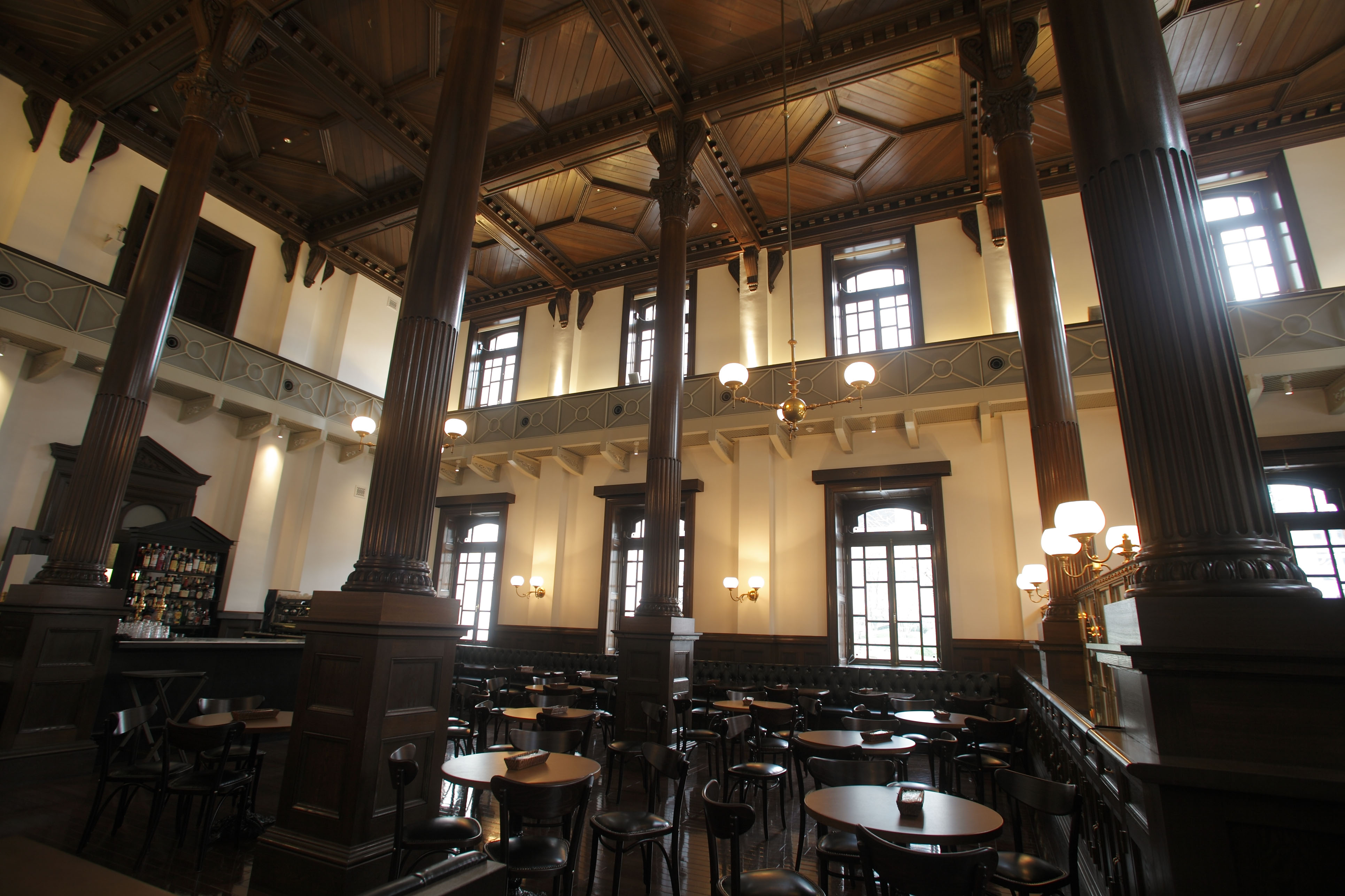 「ショーメ 時空を超える宝飾芸術の世界」展タイアップメニュー、オリジナルグッズ 三菱一号館美術館 Café 1894、Store 1894 で ...