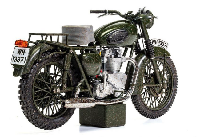 トライアンフからNews「銀幕のスター」公開のお知らせ (2023年12月16日) - エキサイトニュース