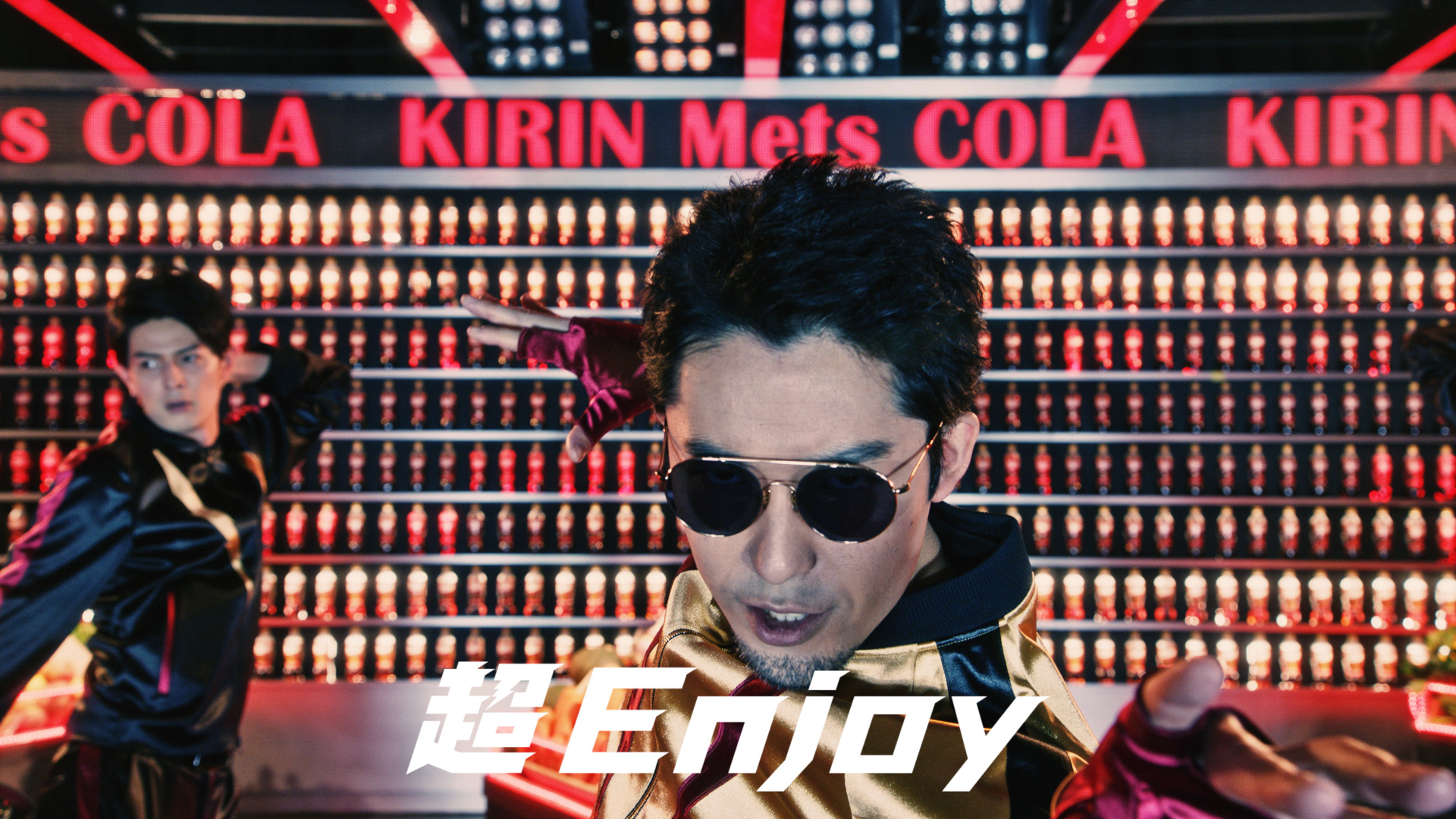 RADIO FISHによる“超刺激的“なラジオ体操。RADIO FISH最新MV「超ラジオ体操」公開！圧巻のキレキレのラップとダンスを披露 ...