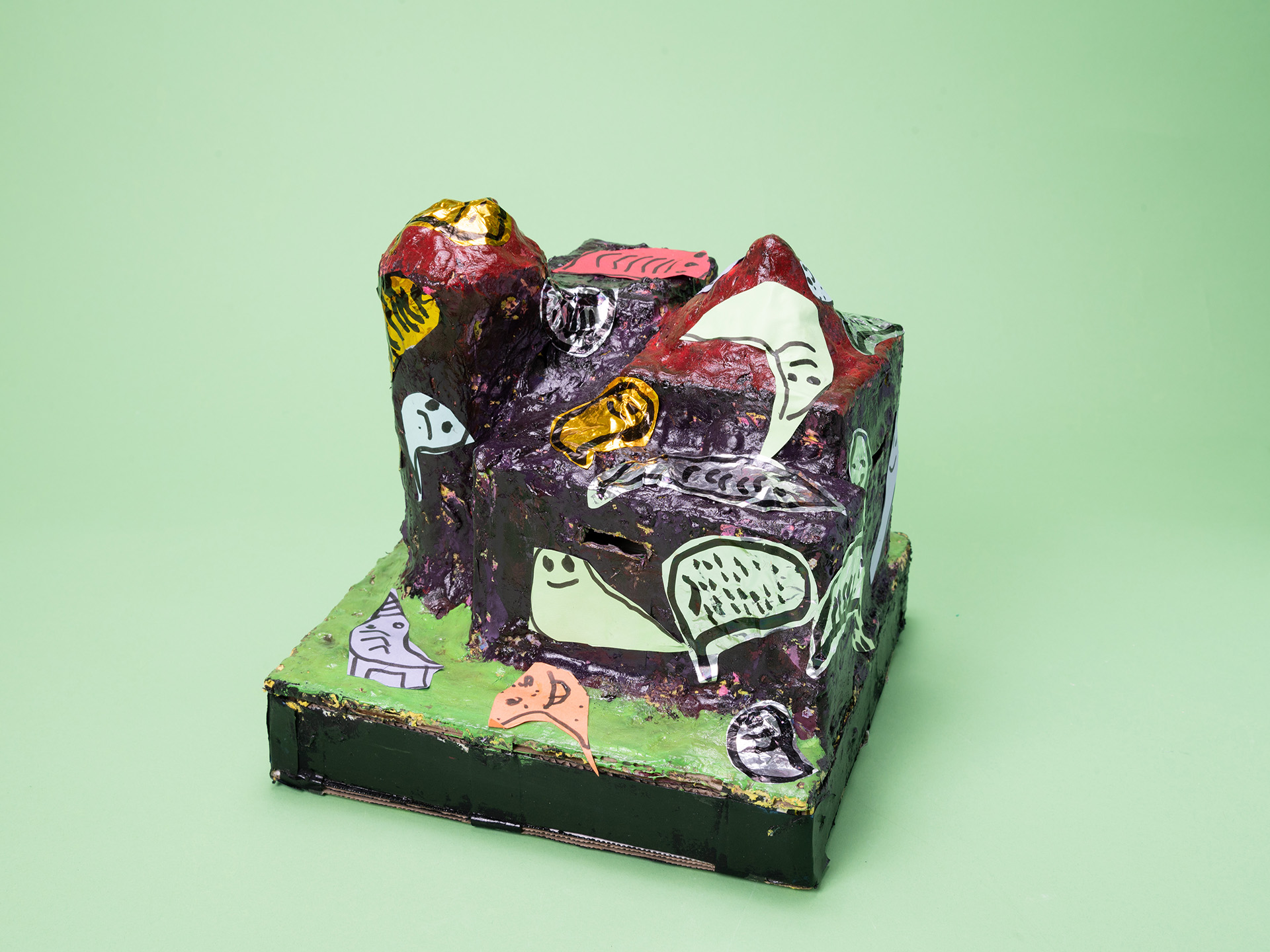 「第47回ゆうちょアイデア貯金箱コンクール」入賞作品展示会を「KITTE」で開催！｜株式会社ゆうちょ銀行のプレスリリース