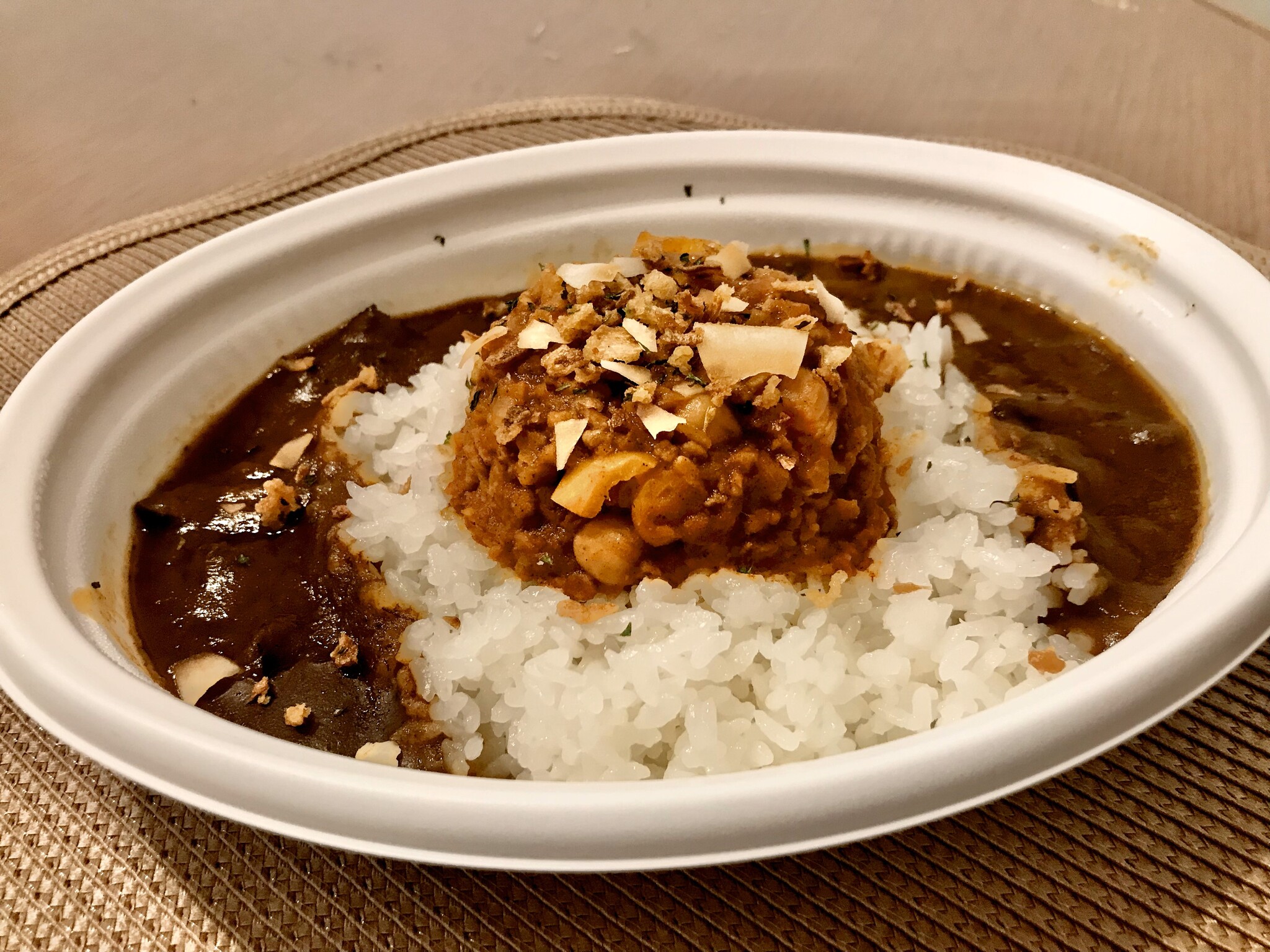 【7/16(日)ホームゲーム】山形×水戸SDGsコラボフード「大豆ミートカレー」販売決定！｜株式会社フットボールクラブ水戸ホーリーホックの ...