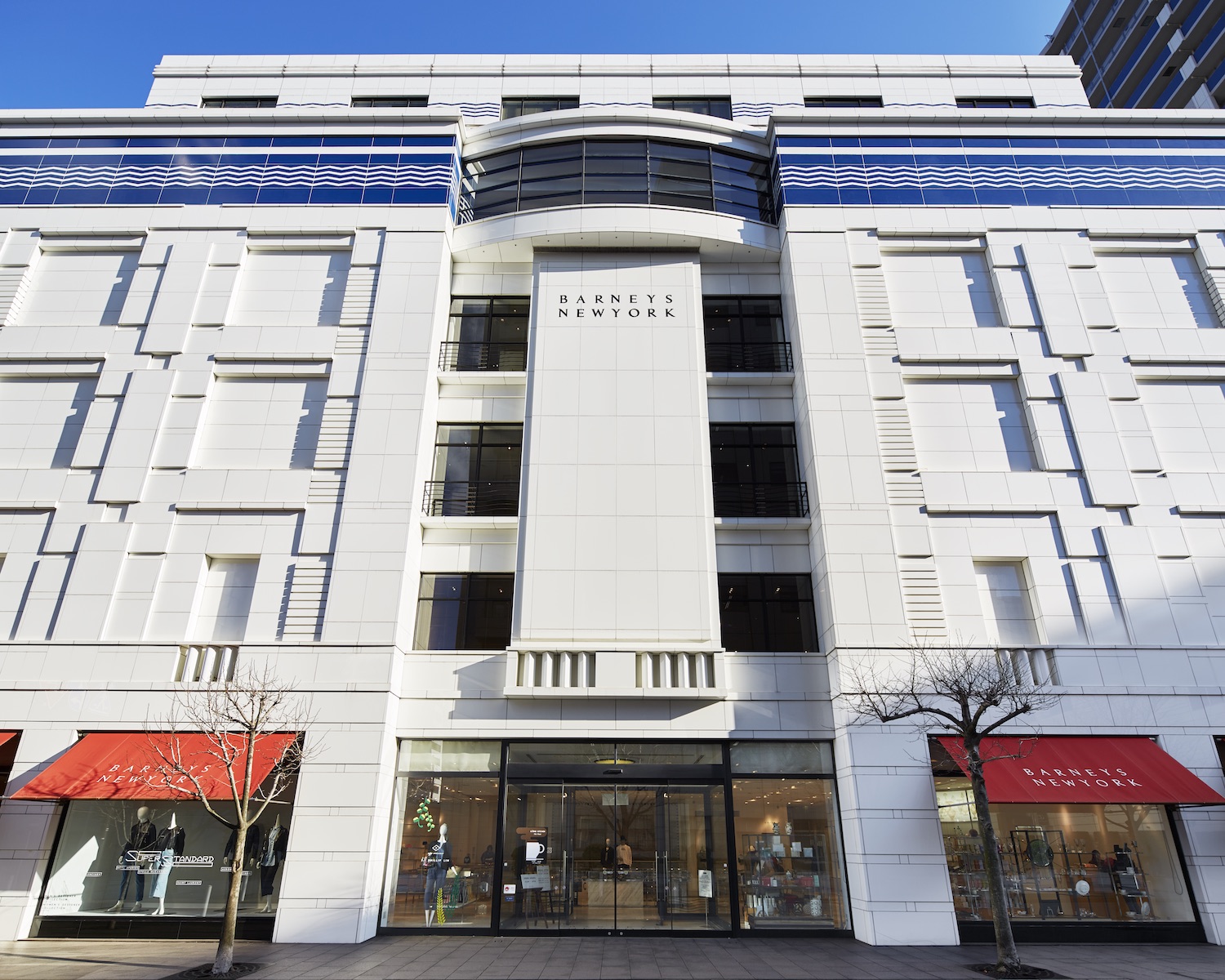 バーニーズ ニューヨーク横浜店 6Fに「BARNEY’S WAREHOUSE」がオープン｜株式会社バーニーズ ジャパンのプレスリリース