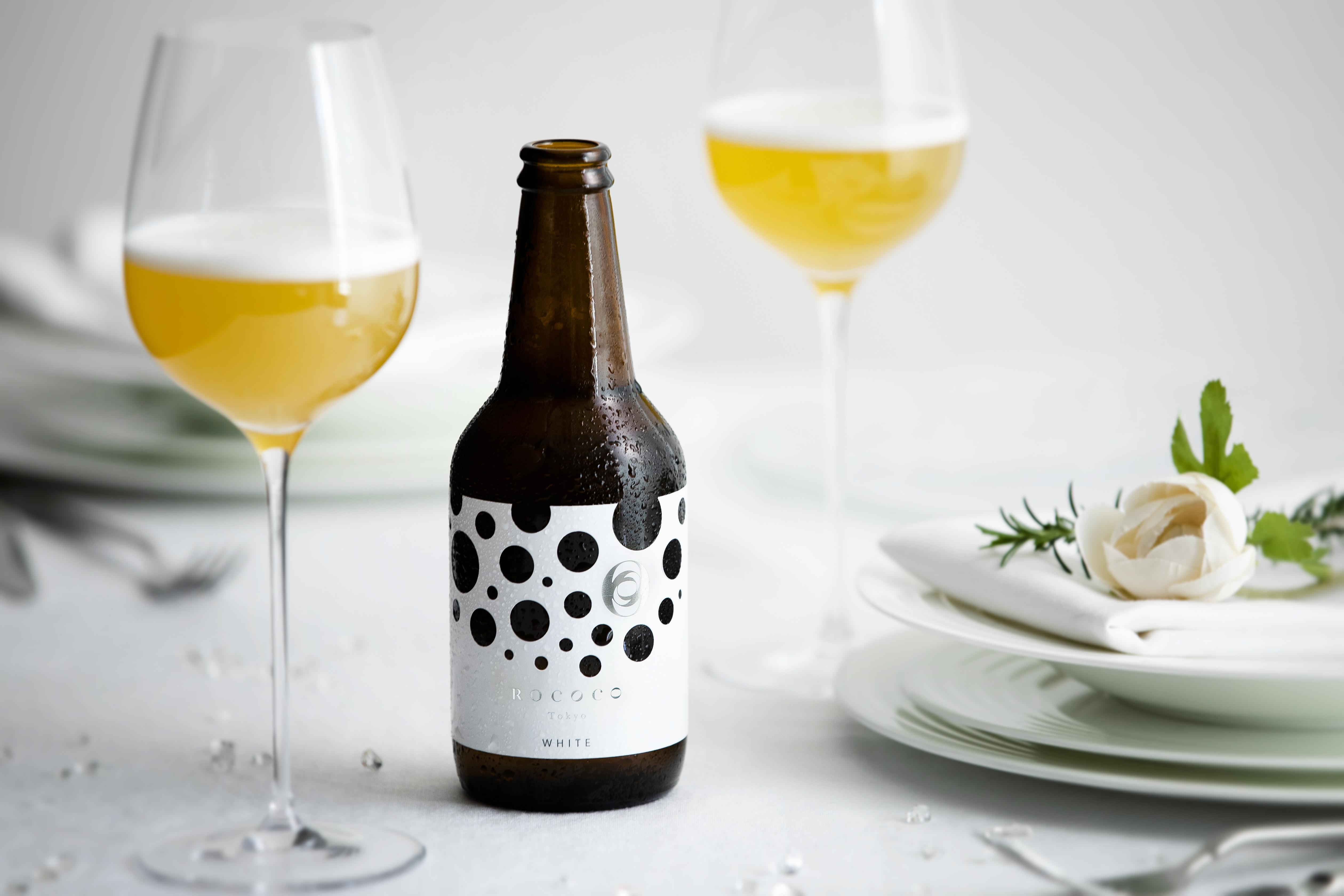 ファインダイニングでしか味わえない日本初のラグジュアリービール 「ROCOCO Tokyo WHITE」オンラインで期間限定販売開始｜メゾン ...