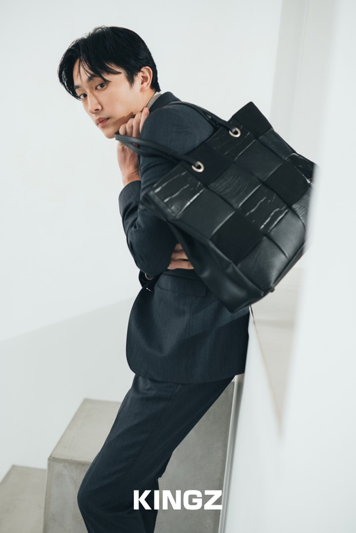 Samantha Thavasa Group meets YOSUKE SUGINO2022Holidays Collectionのビジュアルが公開！｜株式会社サマンサタバサジャパンリミテッド ...