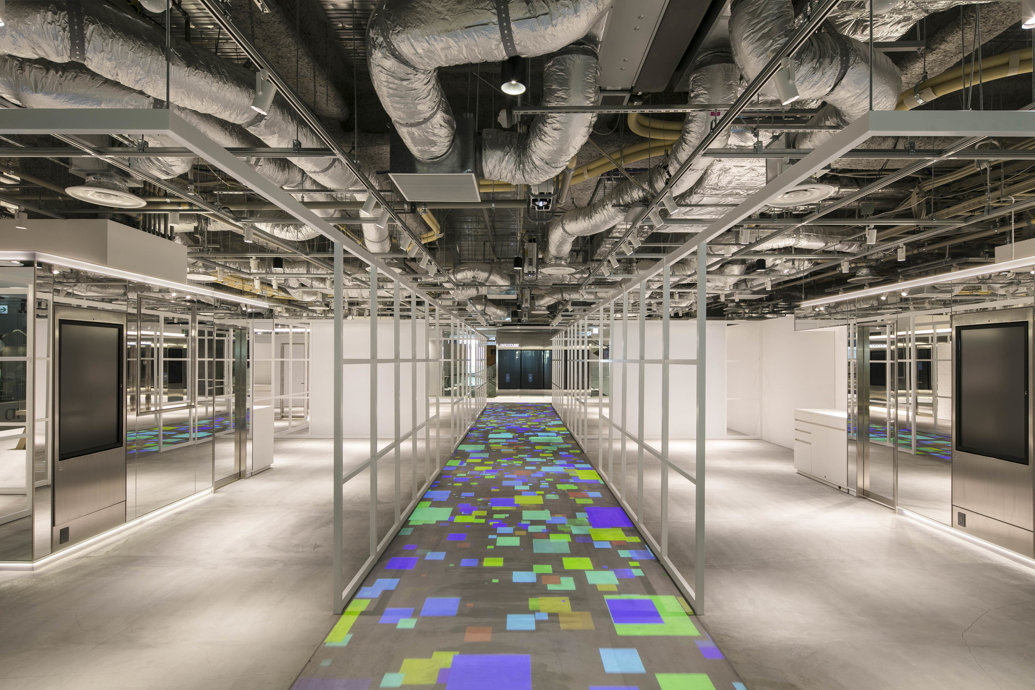 【誕生】渋谷PARCO 5F 「PARCO CUBE」内に デジタル技術の床デザイン「 Root Fルートエフ 」を導入｜株式会社パルコスペースシステムズのプレスリリース
