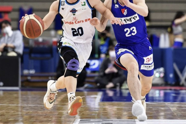 【B1昇格へセルフケアの習慣化を支える】フィットネスブランド uFit がB2リーグ所属の佐賀バルーナーズとサプライヤー契約を締結｜株式会社MAKERSのプレスリリース