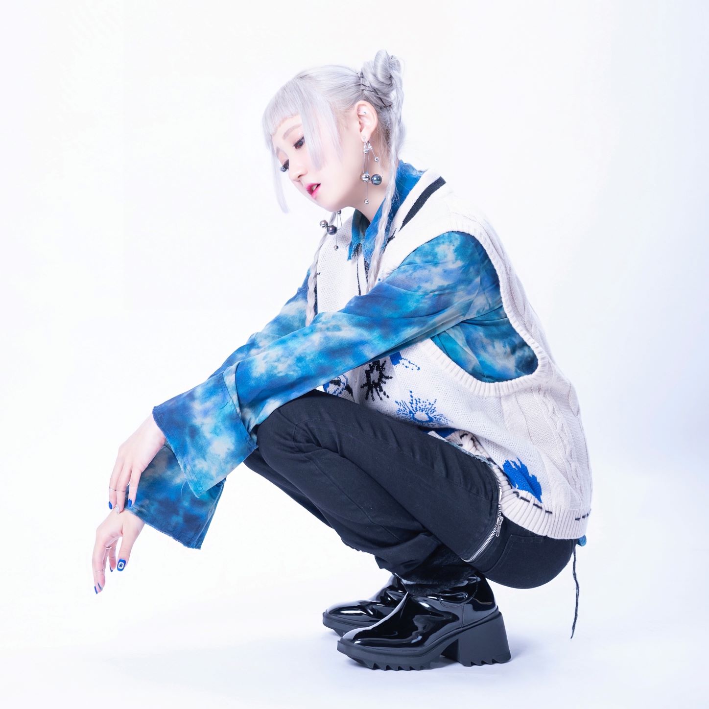 実力派シンガー・Sarah L-ee、待望の1stアルバム「Sapphire」リリース決定！｜The Orchard Japanのプレスリリース