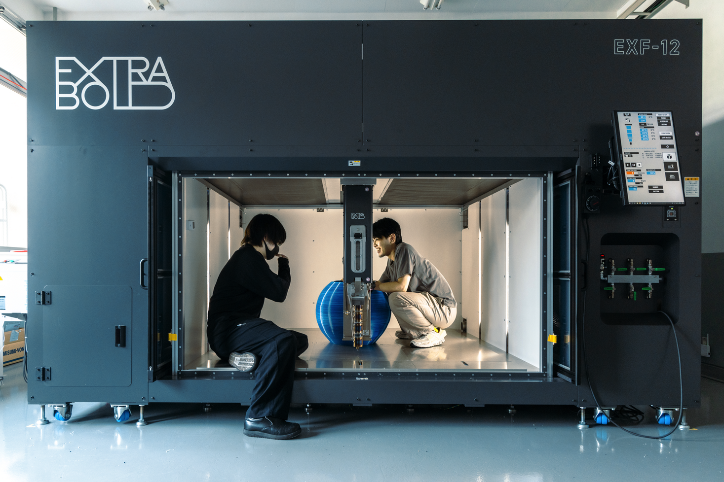 【ExtraBold】大型3D付加製造機「EXF-12」のホスティングサービスを開始｜エクストラボールドのプレスリリース