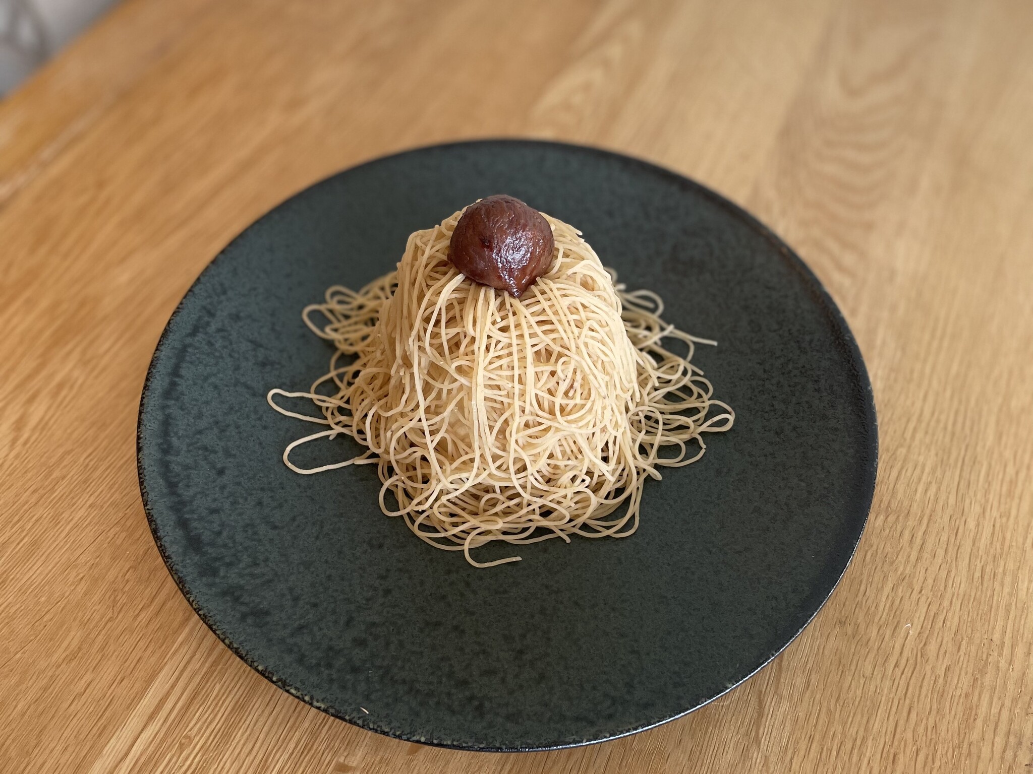 【生搾りモンブラン専門店】熊本県産利平栗100%のマロンクリームと和三盆のメレンゲを使用した新作「和栗モンブラン」を2023年3月1日より販売 ...