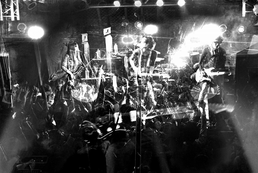 HaKU、2012年秋にメジャー・デビューが決定！｜ユニバーサル ミュージック合同会社のプレスリリース