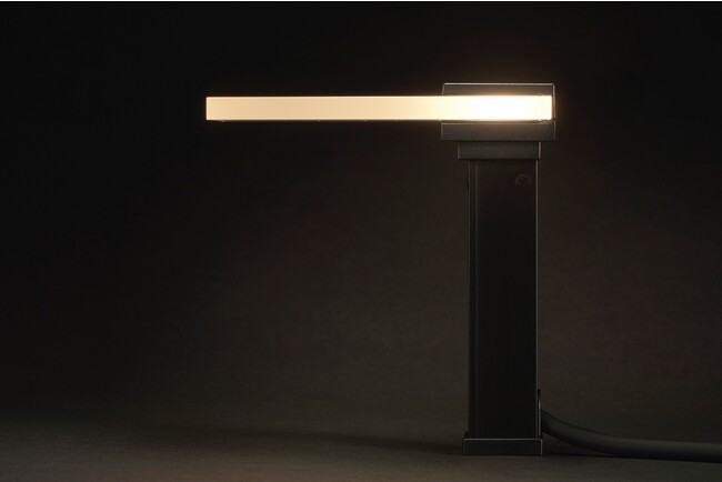 「照らす」と「魅せる」を同時に実現するプレート型照明 低電圧照明「VIEW UP」発売｜YKK AP株式会社のプレスリリース