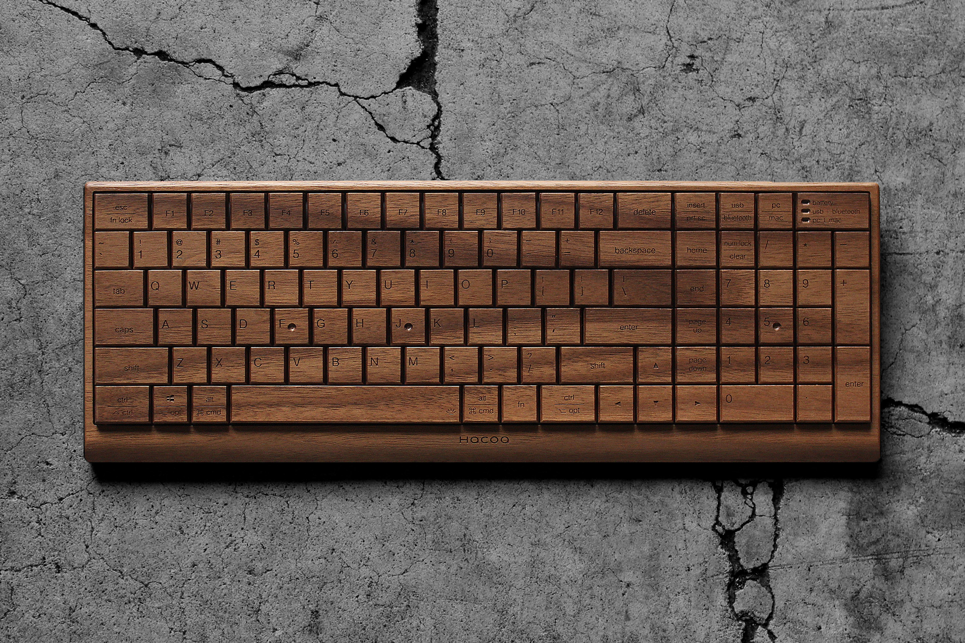 木をタイピング、本物の木で創った「木ーボード」。Hacoaが待望の新モデルをMakuakeで予約開始。｜株式会社 Hacoaのプレスリリース