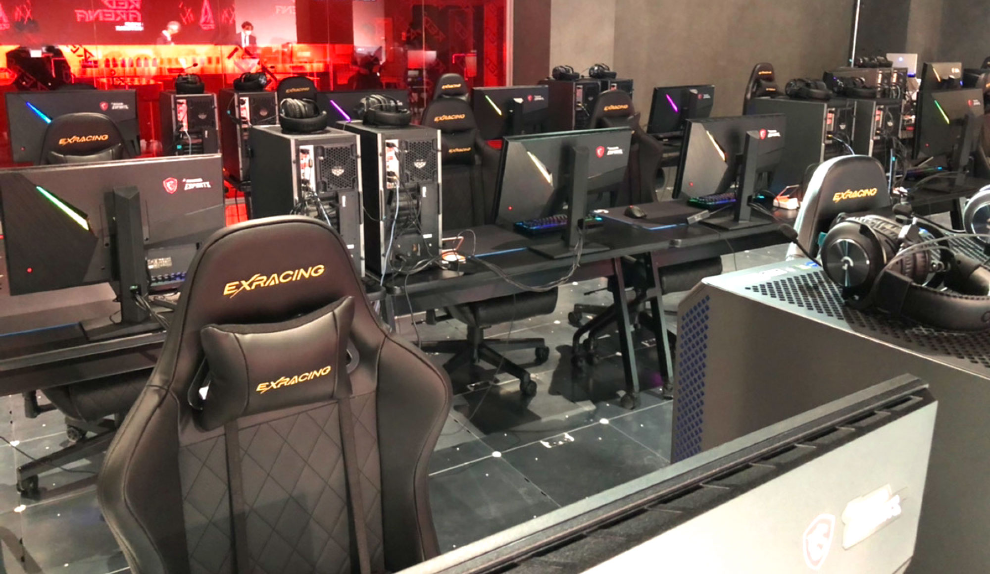日本最大級のeスポーツパークに「EXRACING」最新モデル導入｜株式会社Extageのプレスリリース
