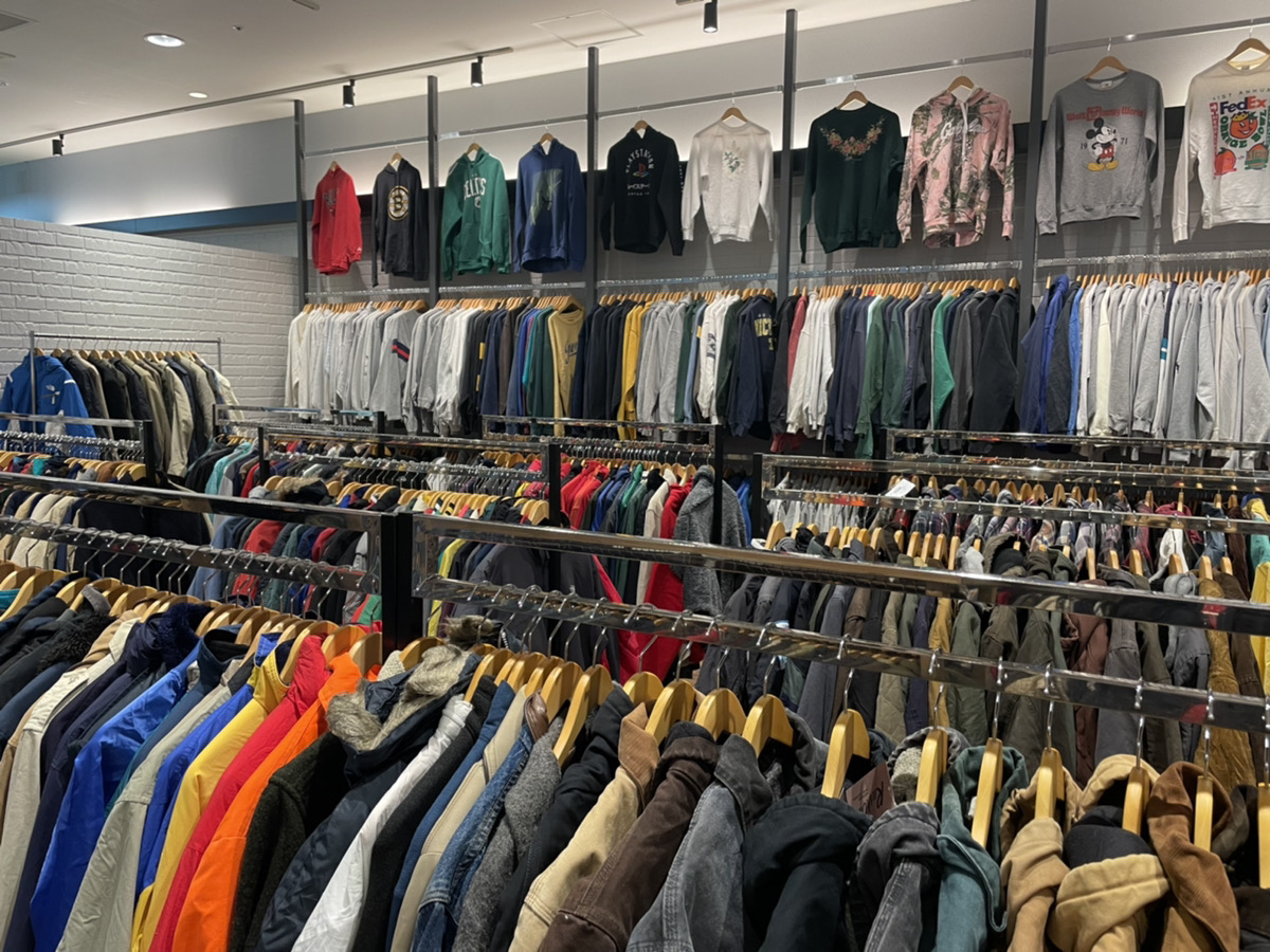 本物のアメリカ古着をリーズナブルな価格で買える、古着屋『RUSHOUT』の新店舗が神戸にOPEN！｜SSY株式会社のプレスリリース