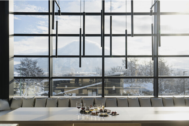 北海道 ニセコ ヒラフのプライベートラウンジ「The Flats.」2023年3月より、お出汁を味わう和のランチコースの提供が開始｜株式会社Asyatt.のプレスリリース