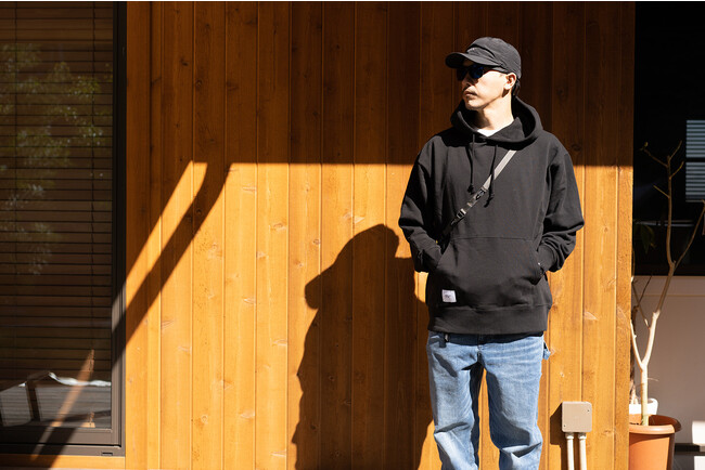 バックポケットを搭載した「PLAY UTILITY BACK POCKET」よりプルオーバーとフーディー2アイテムを販売開始：マピオンニュース